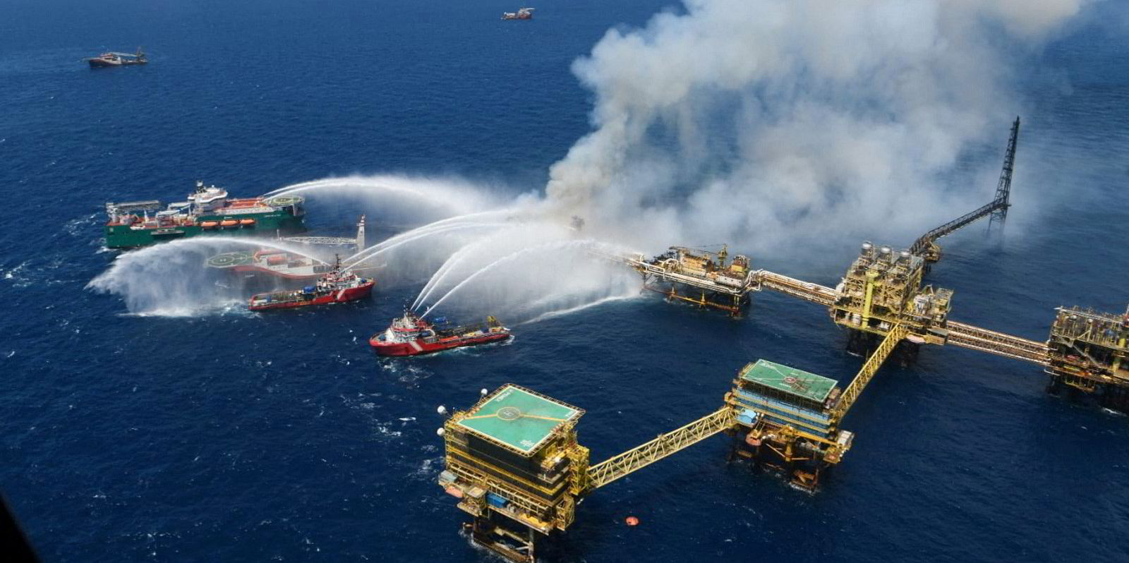 VIDEO: Fire at Pemex platform kills two and hits oil production ...