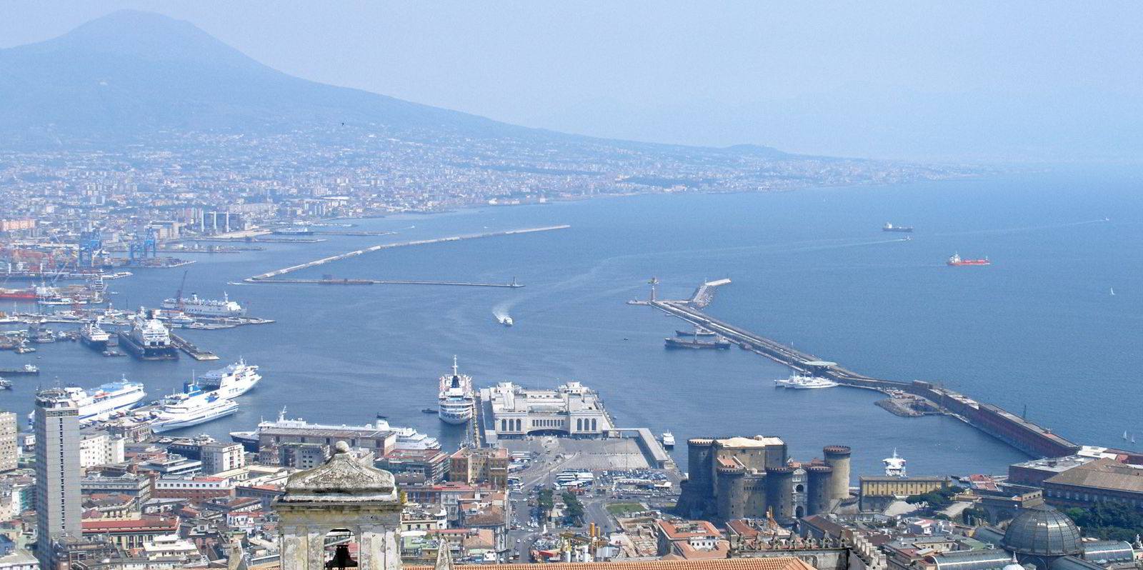 Swiss renewables producer Axpo snaps up LNG bunker vessel in long term ...