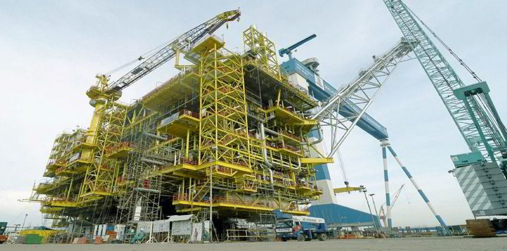 Malaysia's MMHE settles dispute with Dutch contractor Boskalis ...