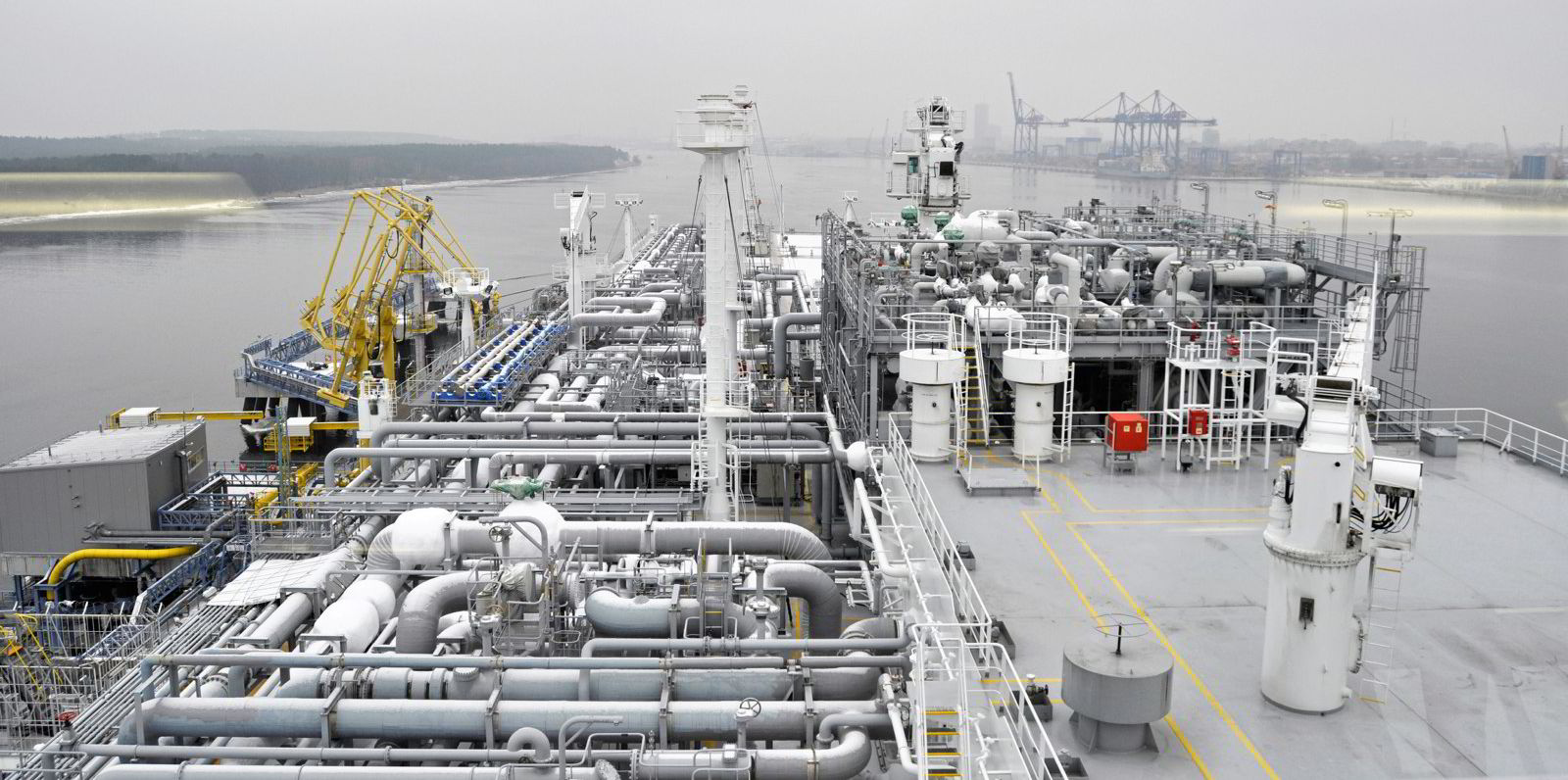 Poten says FSRUs are ’no quick fix’ as Europe dives for LNG supply ...