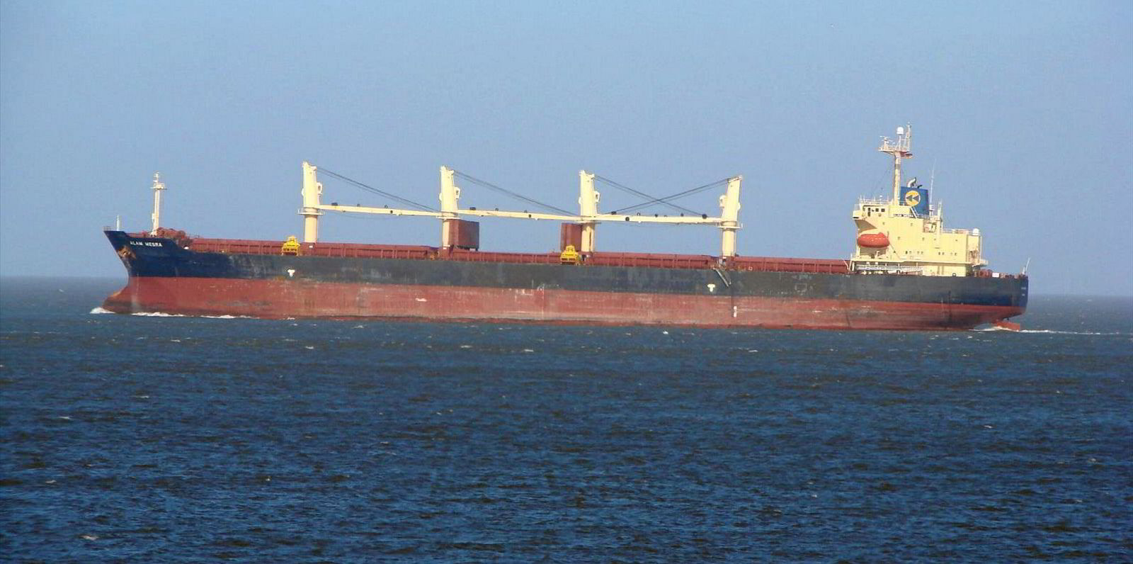 Bulker and Russian military tanker collide in Suez Canal | TradeWinds