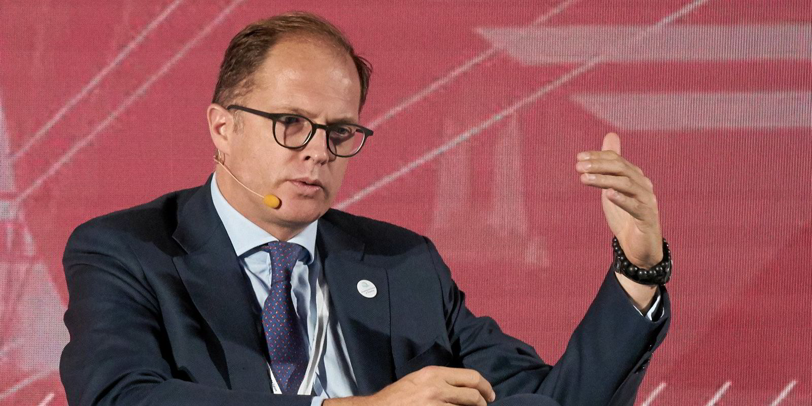 Euronav shares plunge while Frontline and International Seaways ...