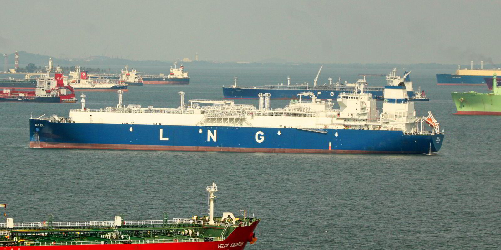 US sanctions seven shadow LNG carriers linked to Russian Arctic ...