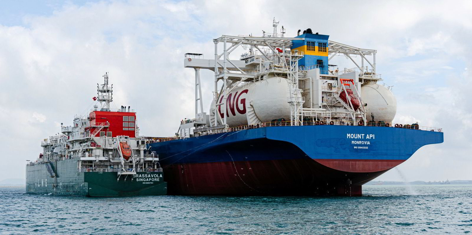 Pavilion Energy deploys new LNG bunker vessel in Singapore | TradeWinds