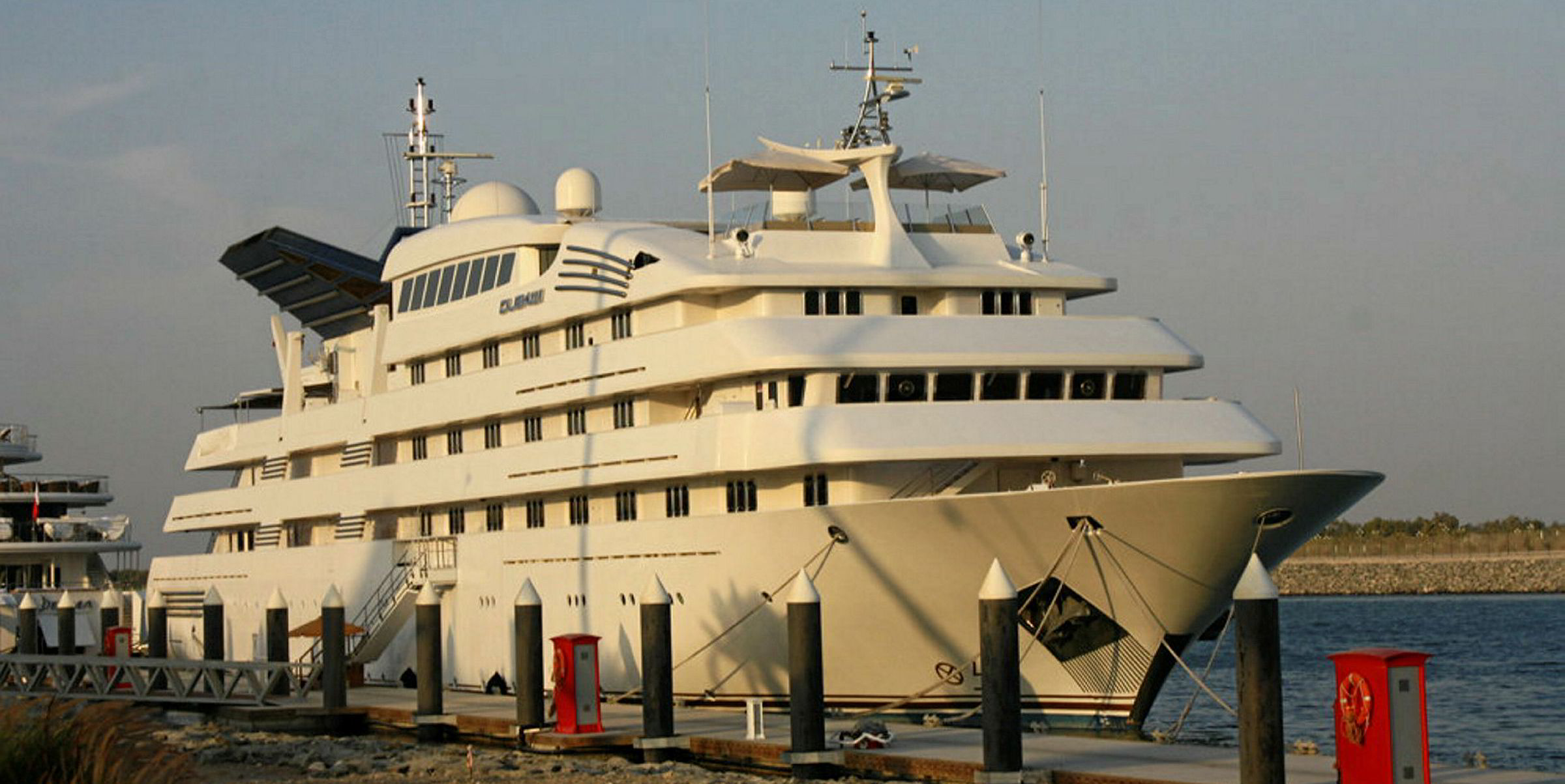 FTI cruiseship sold for conversion into giant superyacht | TradeWinds