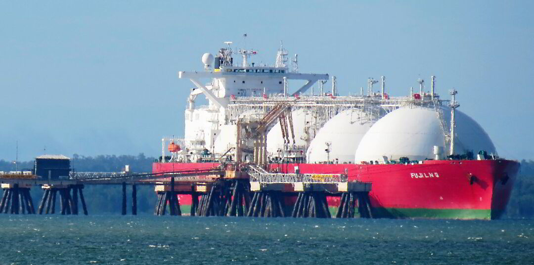 Golar LNG plans to fire starting gun this quarter on next LNG-carrier-to-FLNG unit job | TradeWinds