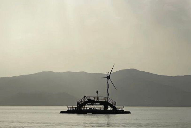 Sintef lufter tanken om å legge oppdrettsanlegg i havvindparker ...