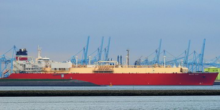 BP Shipping floats DFDE LNG duo for sale | TradeWinds