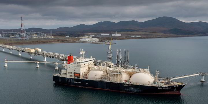 Kremlin-backed operator takes full control of Sakhalin 2 LNG project ...