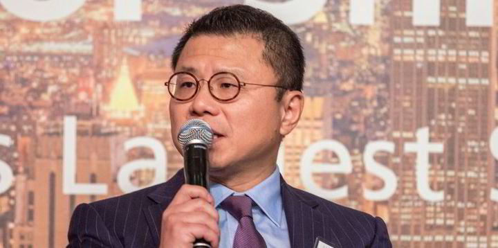 Seaspan strikes again as it adds two more to huge 37-ship newbuild list ...