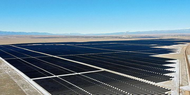 Lightsource BP reaches Sun Mountain peak in switch-on of major US solar ...