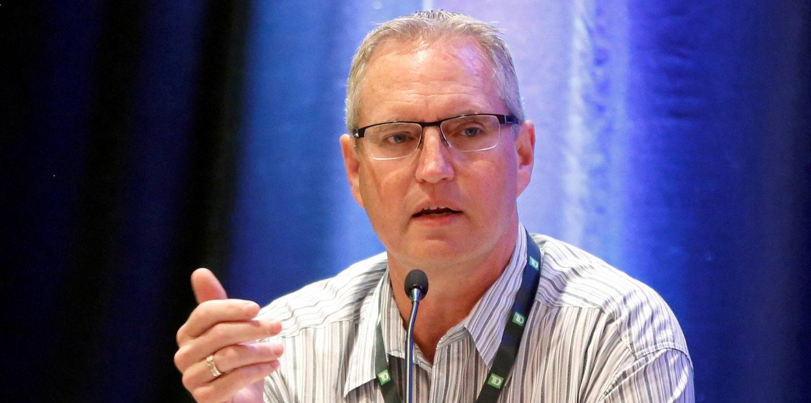 Suncor holds off abandoning Canadian oilfield after eleventh hour ...