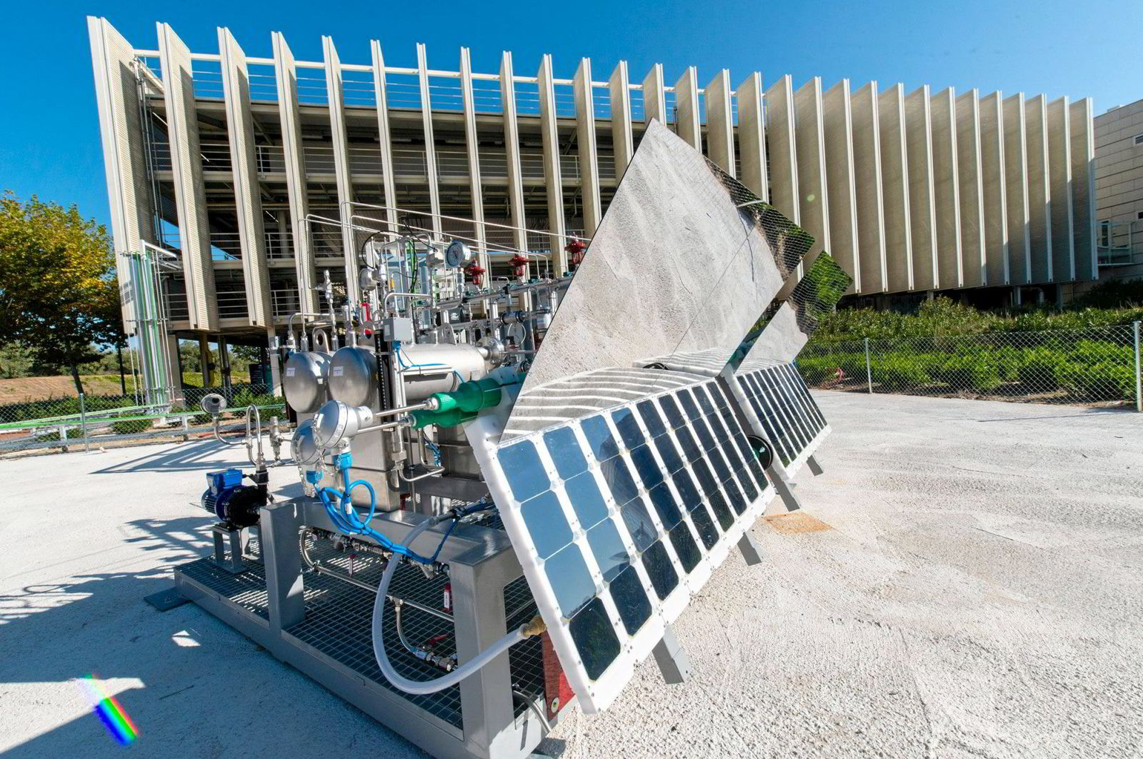 US to invest millions in solar photocatalysis — making green hydrogen ...