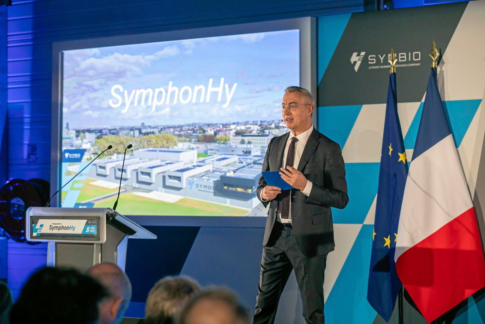 Ribbon cut on French 'gigafactory' producing 16,000 hydrogen fuel cells ...
