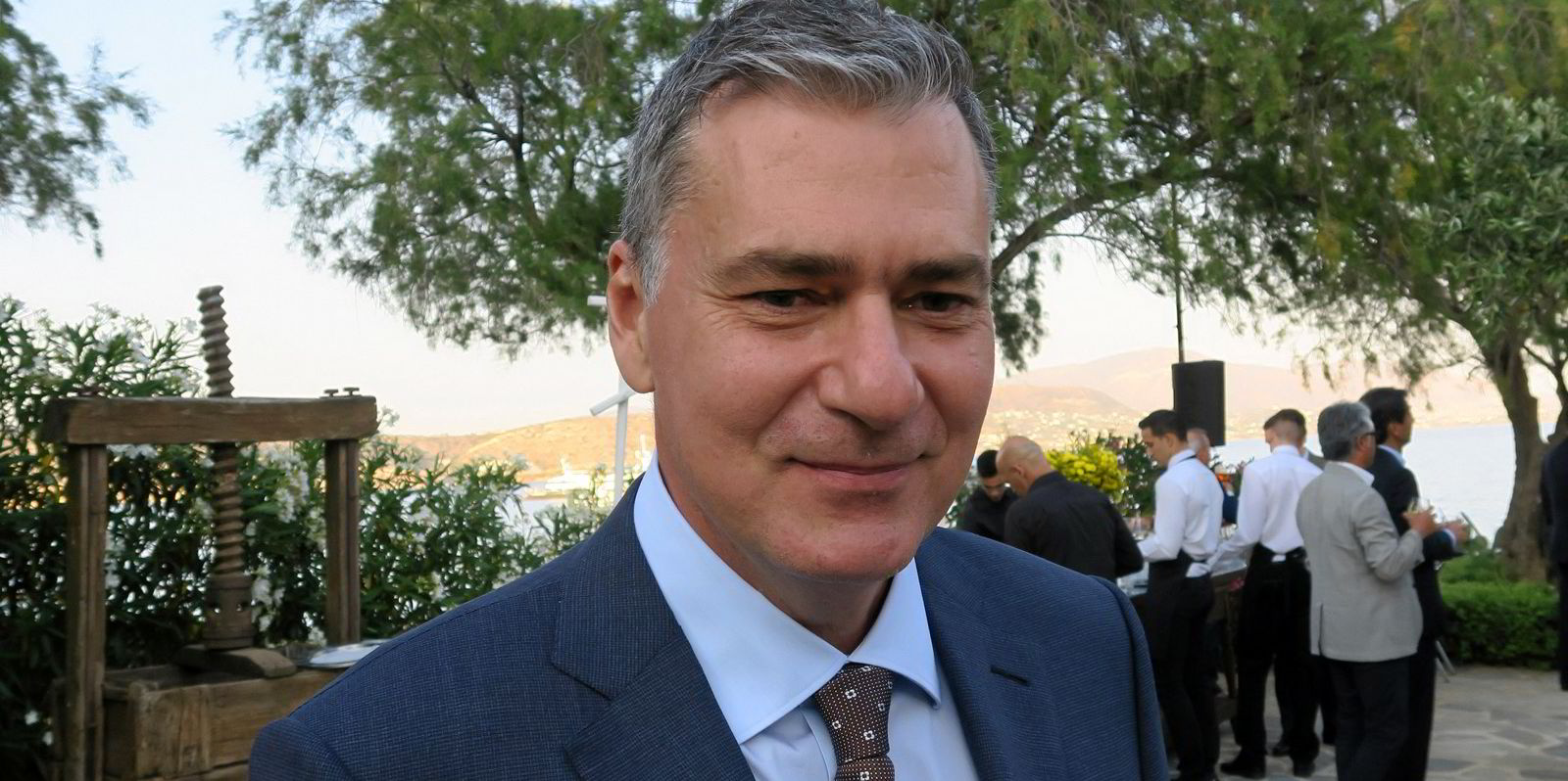 Constantakopoulos clan swoops on bulkers on its private account ...