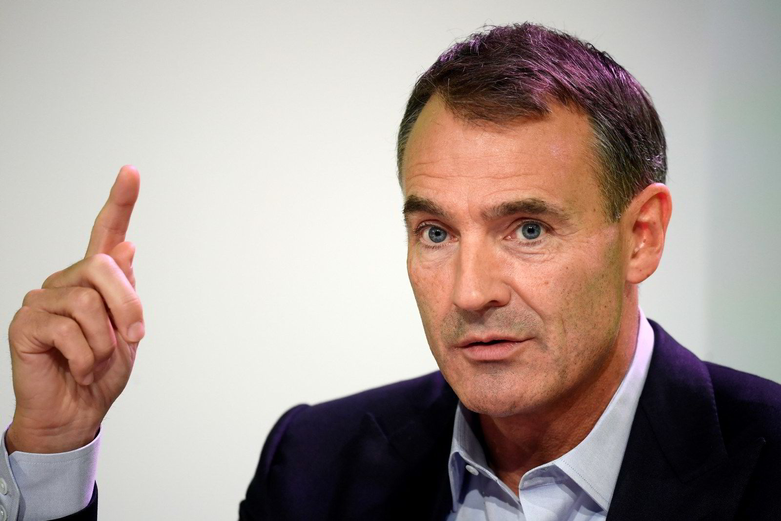 Votes of confidence: BP and chair Helge Lund fend off activist ...