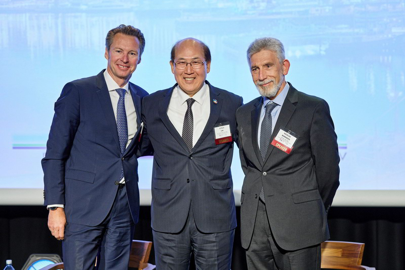 Shipping leaders mull how to nudge carbon cuts in an industry not ...