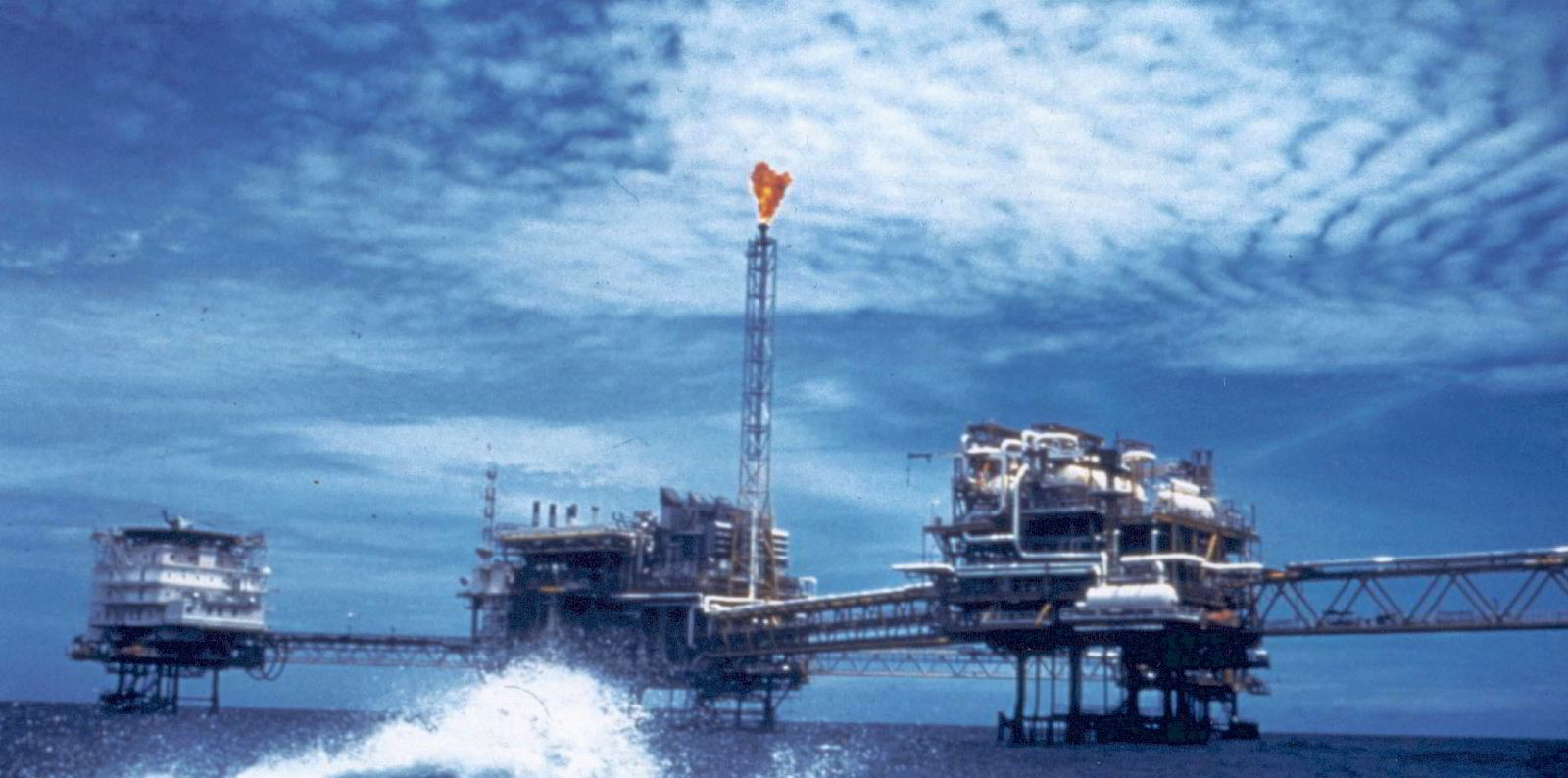 Key contract awarded for PTTEP's mighty Malaysian gas project ...