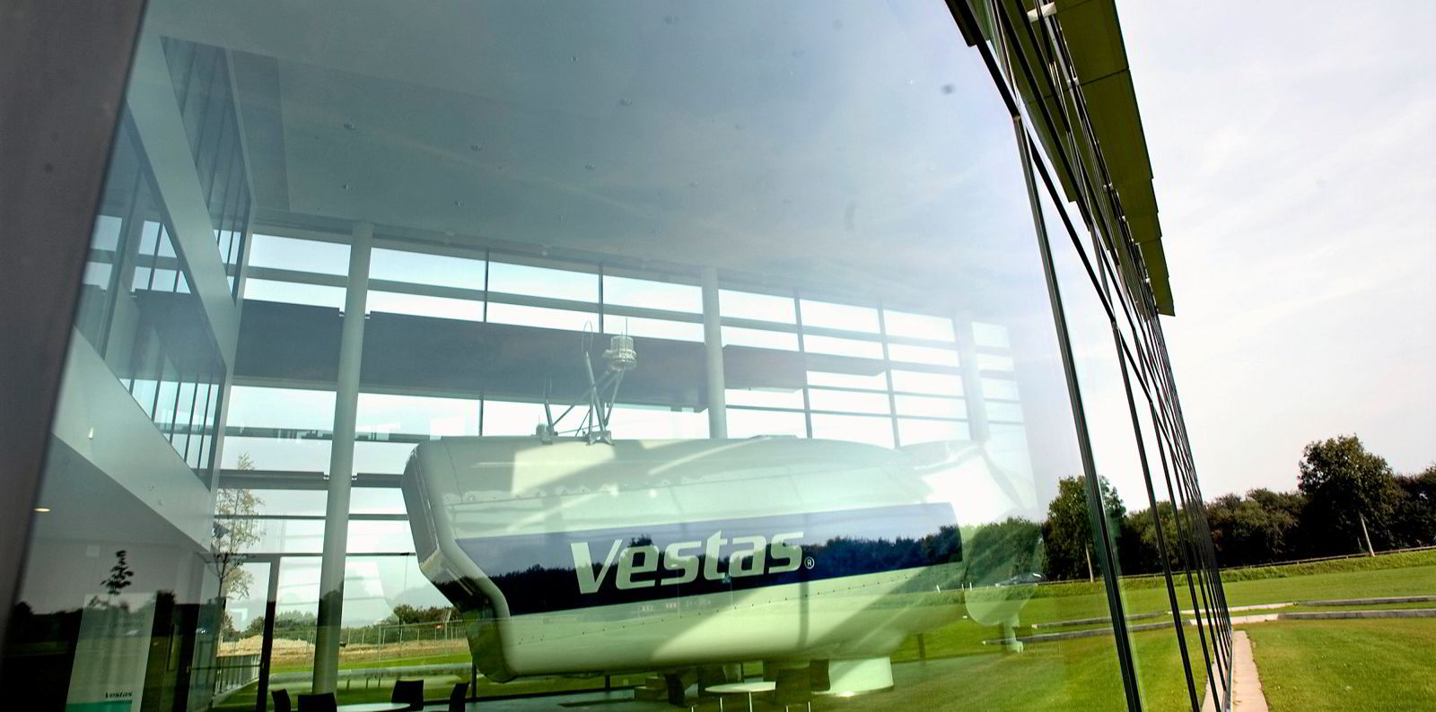 Vestas launches 15MW offshore wind turbine with record-sized rotor ...