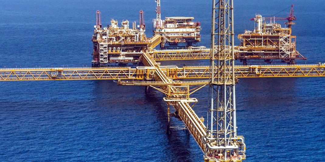 Contractor giant poised to win two huge Qatar offshore deals at North ...