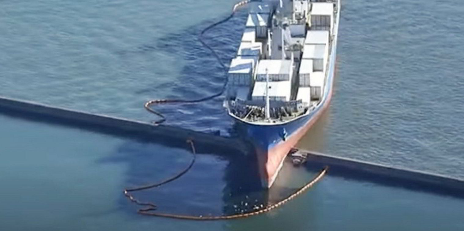 Oil spilled as reefer smashes through breakwater in Japan | TradeWinds