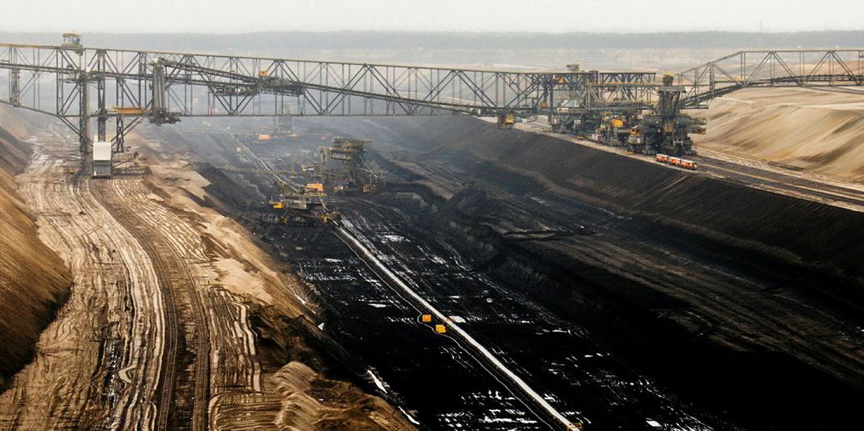 Key commission recommends German coal exit until 2038 | Recharge