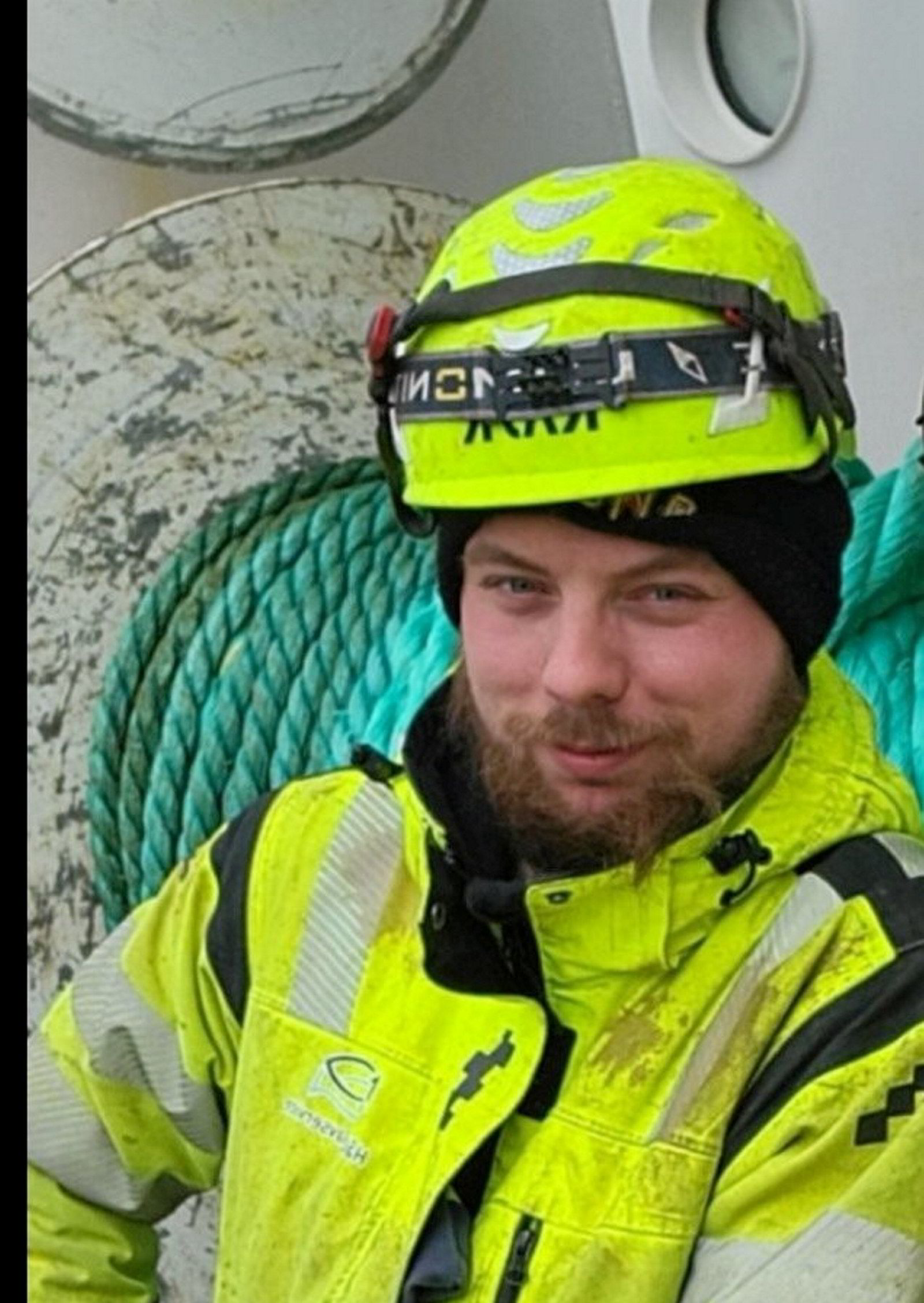 Via en kollega fikk Halvor Holte et elektrisk støt som sendte ham på ...