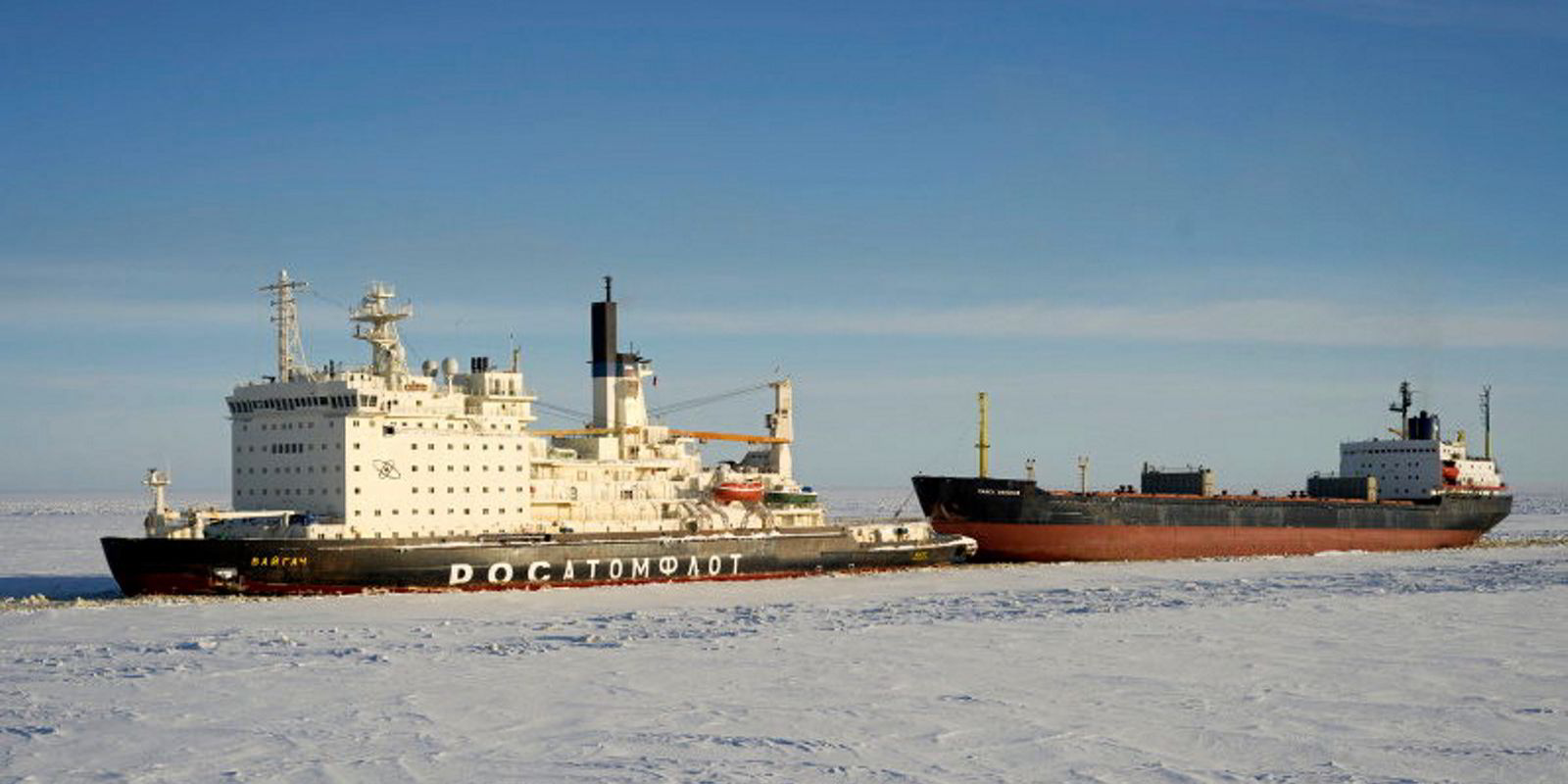 Vessels struggle in ice as winter comes 'early' to Northern Sea Route ...