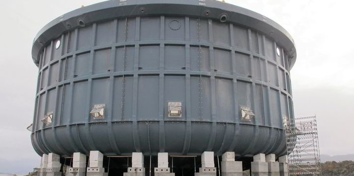 Produsent av lukket merd fortsetter å tape penger – har fått landbasert ...