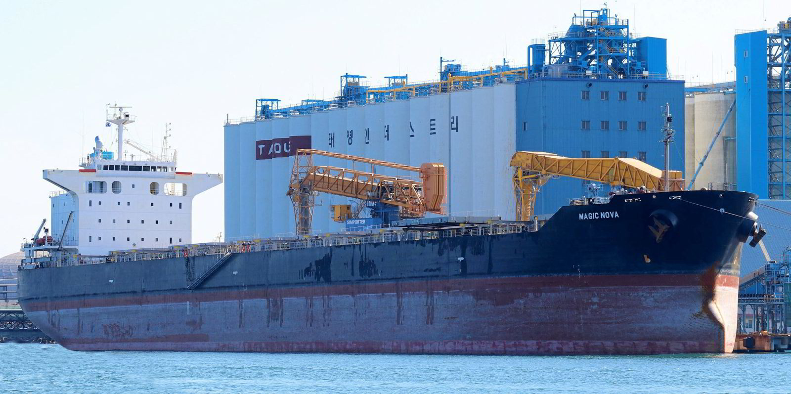 Panagiotidis family member snaps up two bulkers from Castor Maritime ...