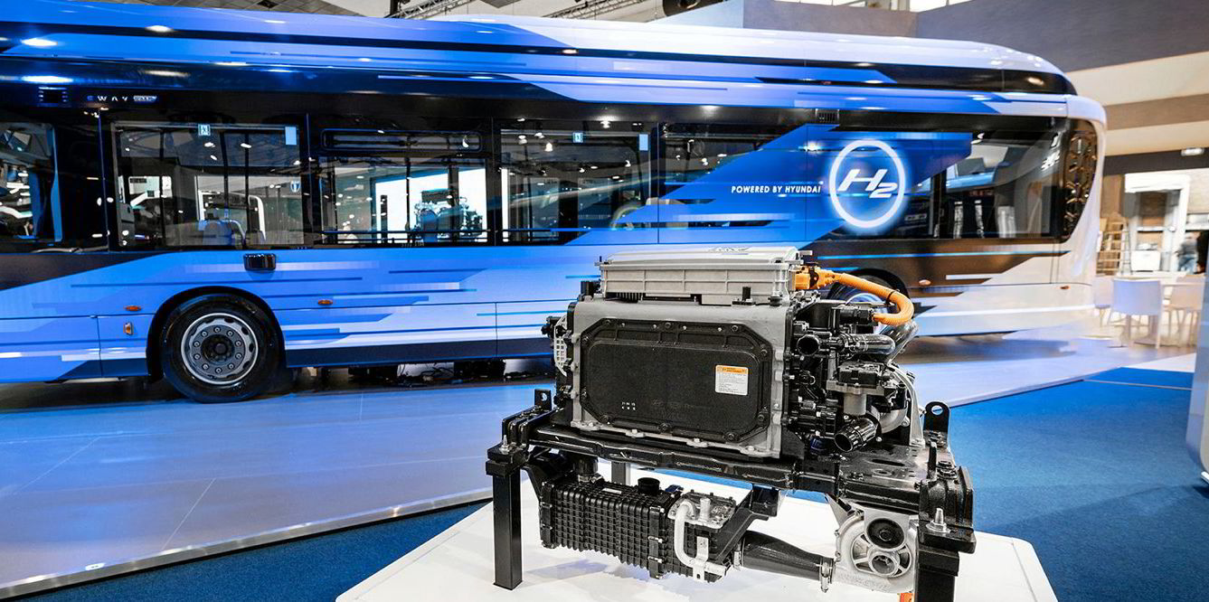 Two record-breaking hydrogen buses with ranges of 'up to 1,000km ...