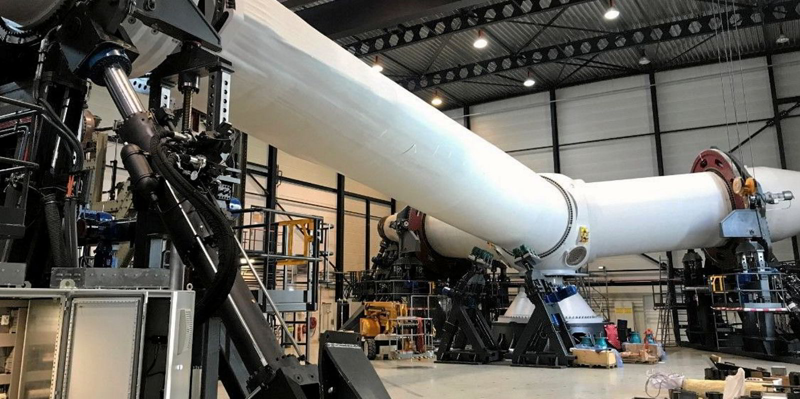 Star turn | LM Wind Power opens 'largest of its kind' rotor test rig ...