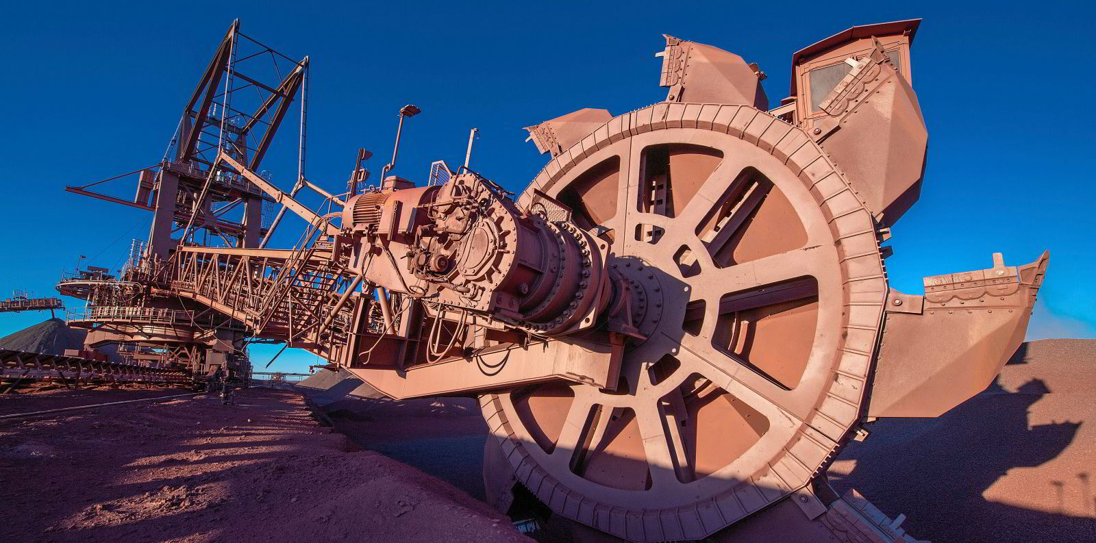 Anglo American becomes shipowner with LNG-fuelled bulker order | TradeWinds