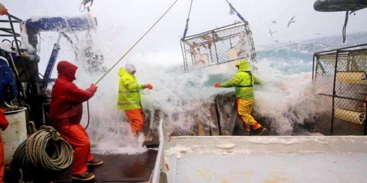 UPDATED: Monterey Bay looks poised to red list some Alaska crab in a ...