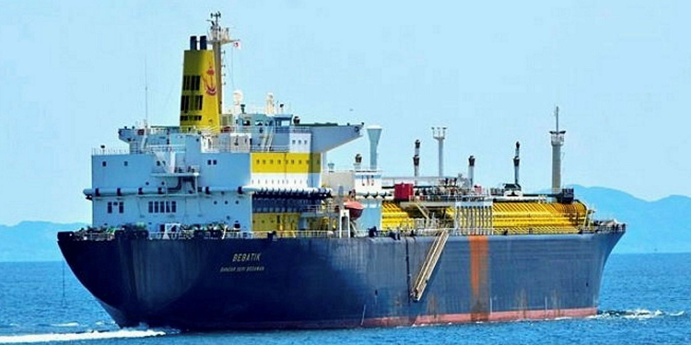 Robbers target Shell LNG carrier | TradeWinds