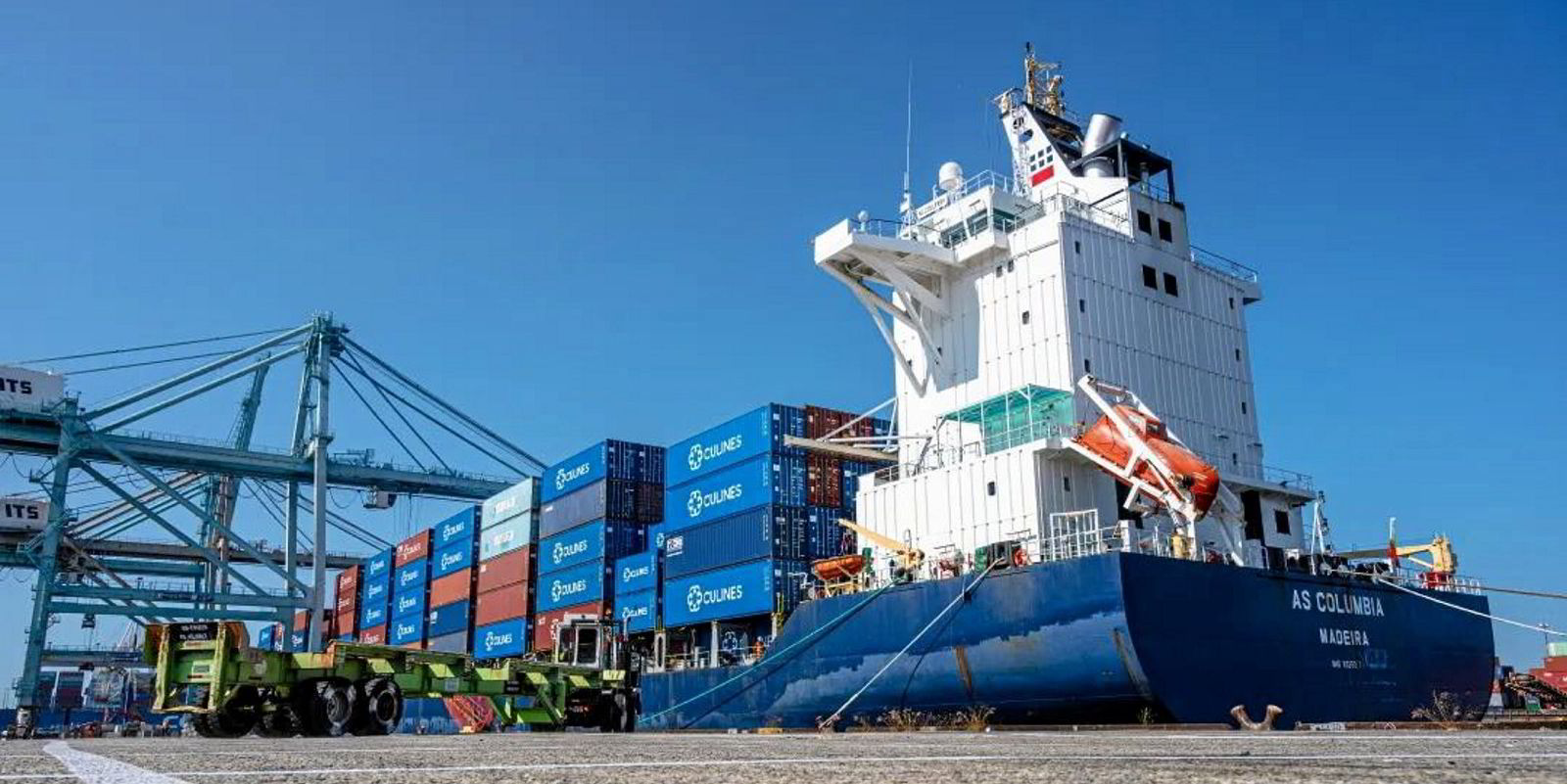 More lines slash transpacific services as volumes and freight rates ...