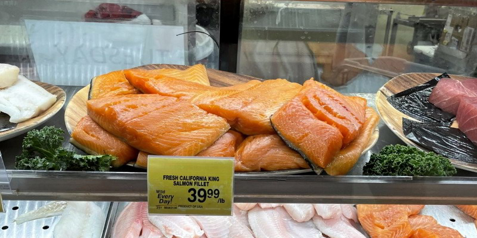 US retail seafood sales fall off a cliff in troubling sign of inflation ...