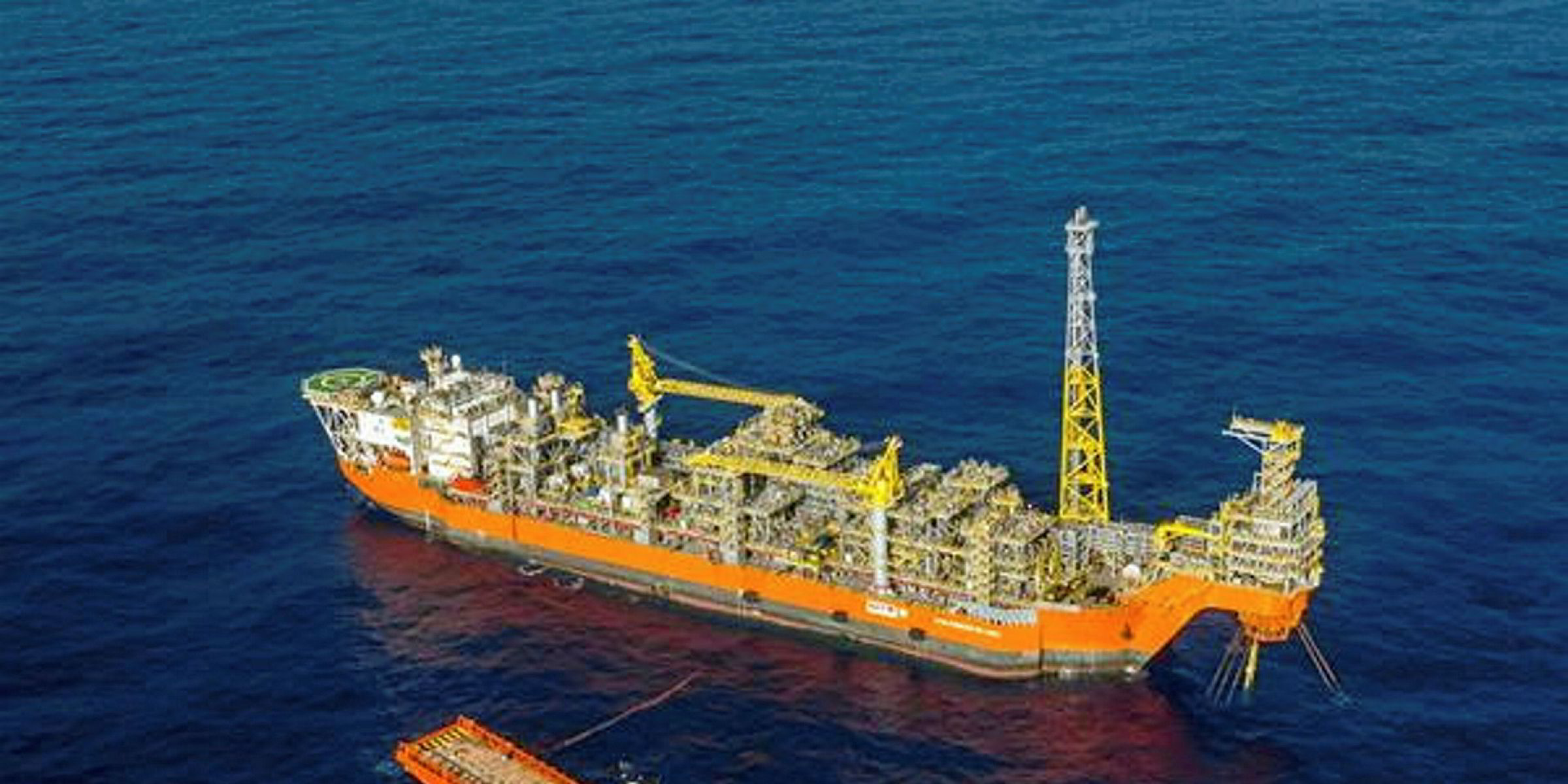 Teekay Offshore's Libra FPSO pumping oil | TradeWinds