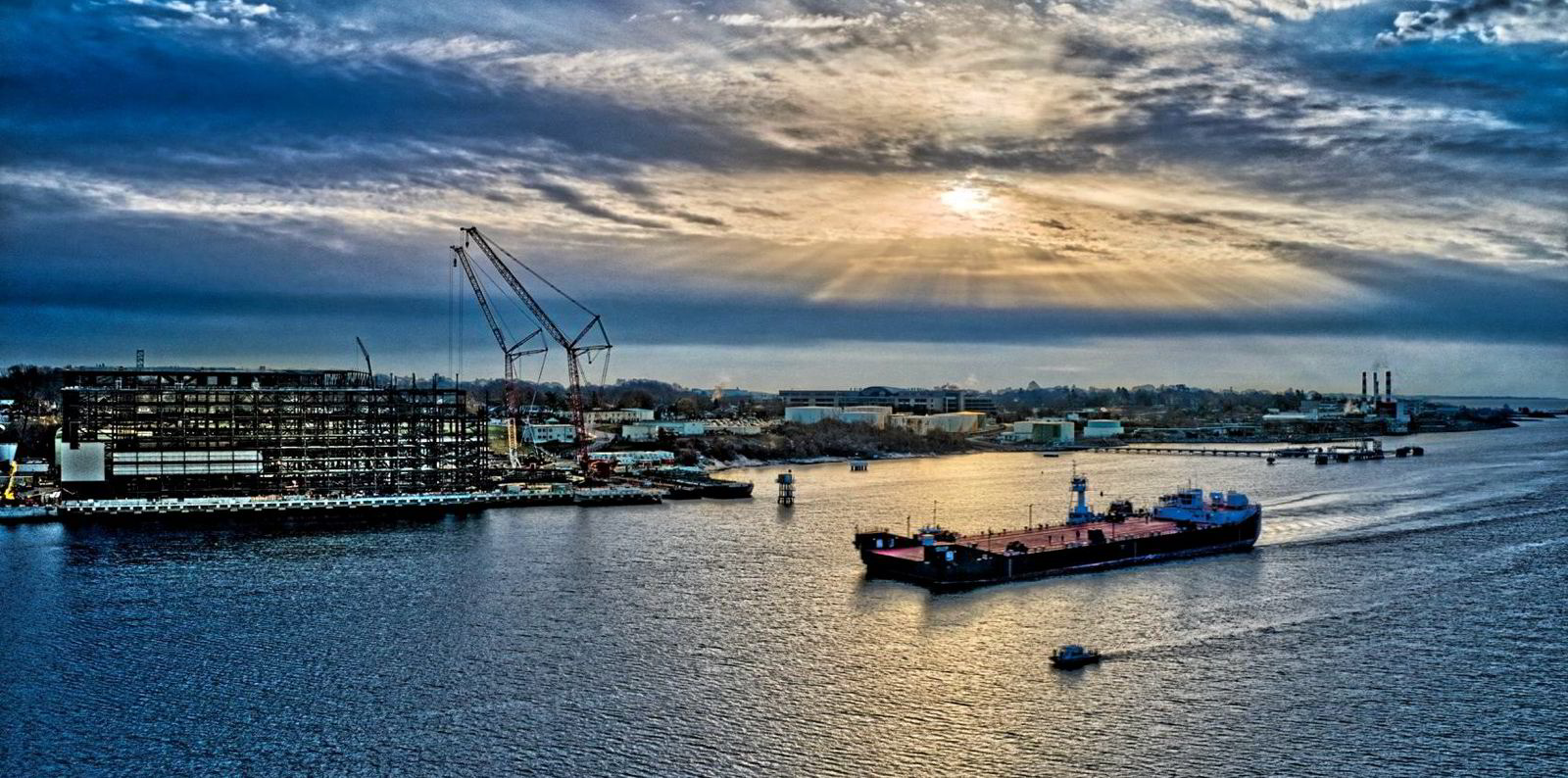 Bollinger Shipyards makes it a triple in new deal with Electric Boat ...