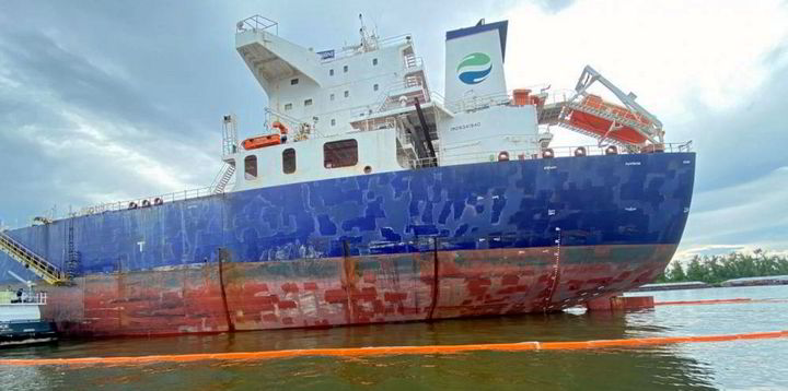 Hafnia LR tanker involved in bunker spill in Mississippi River | TradeWinds