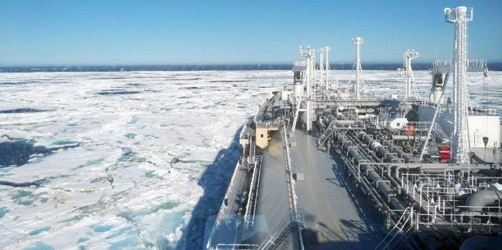 LNG carrier makes slow progress in NSR tough ice conditions | TradeWinds