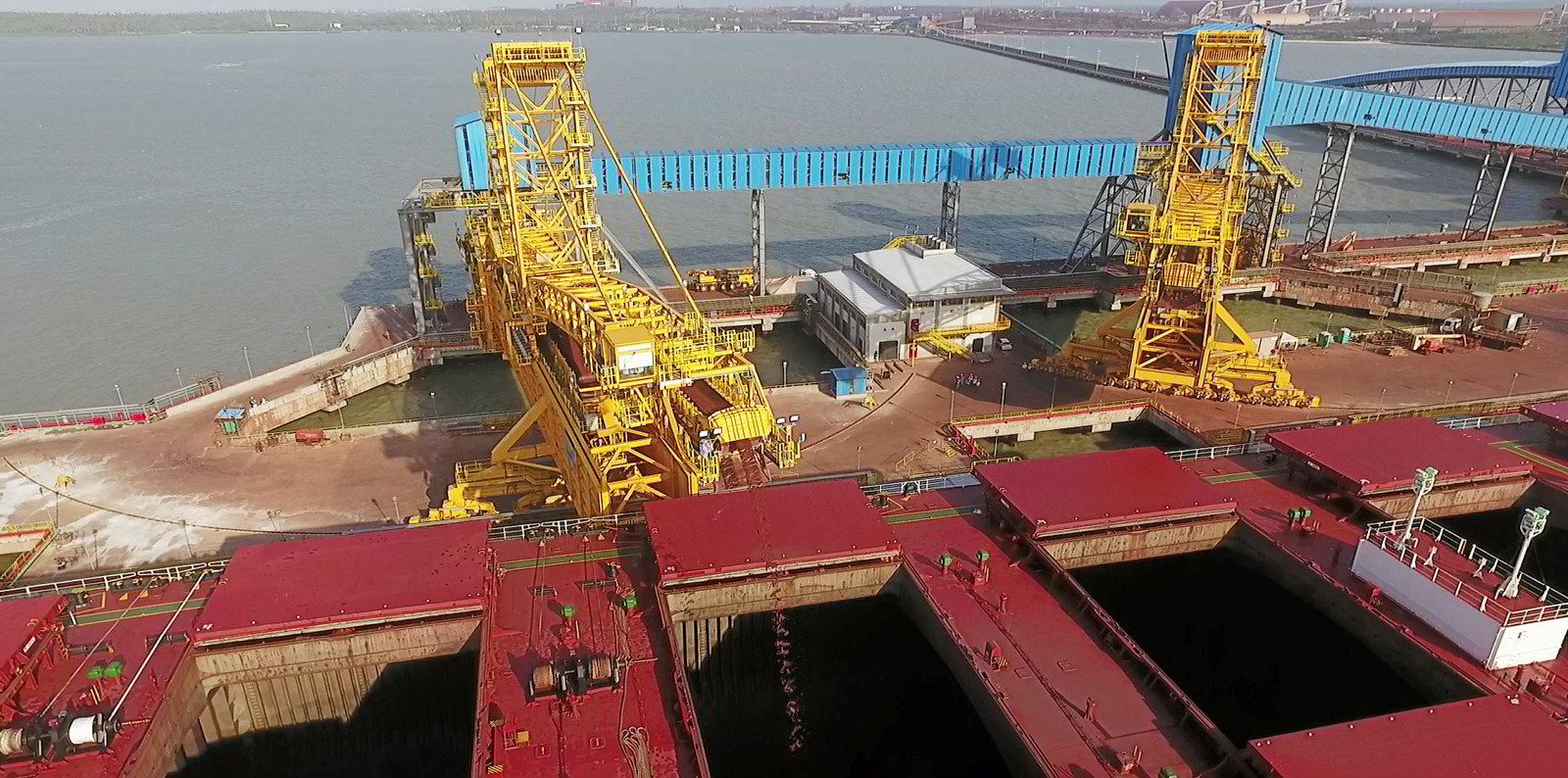 Dry bulk market plummets as Brazil's rainy season hampers iron ore ...