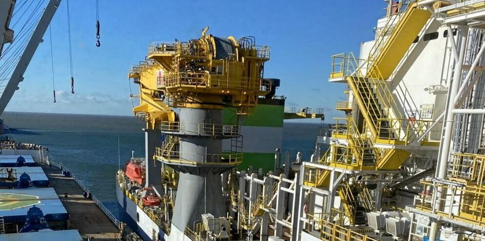 Valaris drillship hits Greek bulker after breaking moorings | TradeWinds