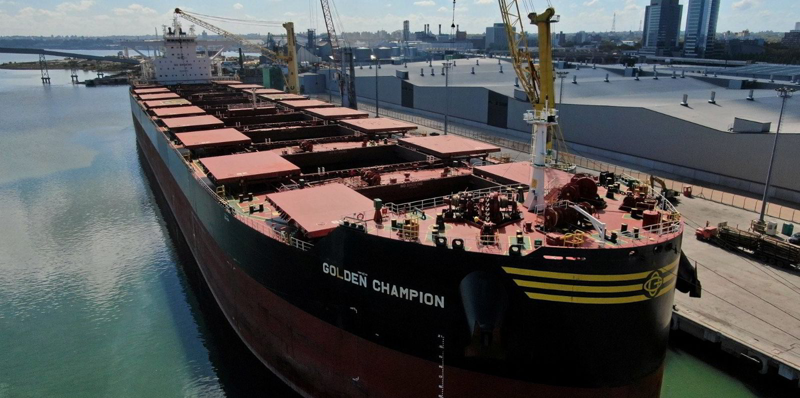 Golden Ocean confirms vessel sale and sizes up its dividend | TradeWinds