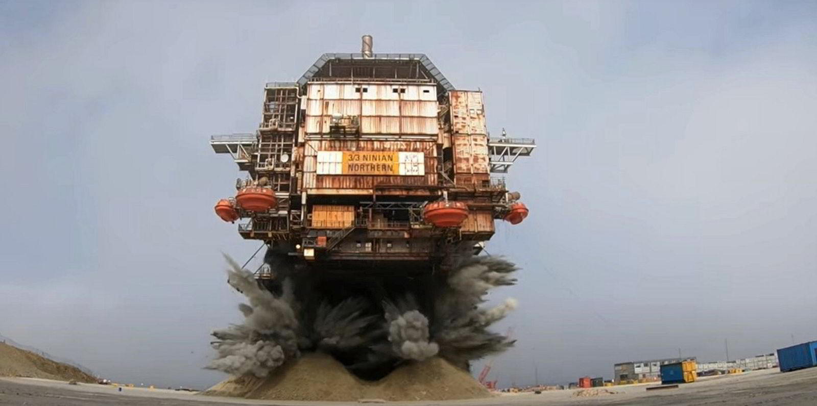 VIDEO: Dramatic demolition of UK North Sea platform captured on film ...