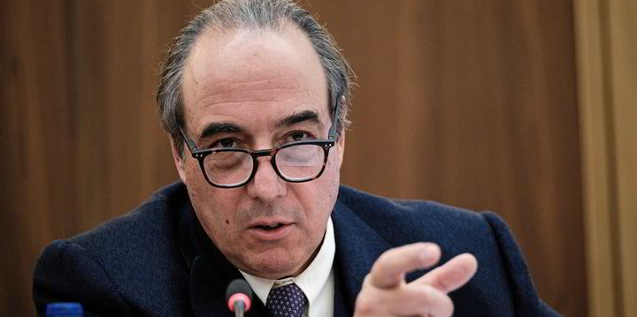 Peter Livanos talks up fuel cells as retrofit option for LNG carriers ...