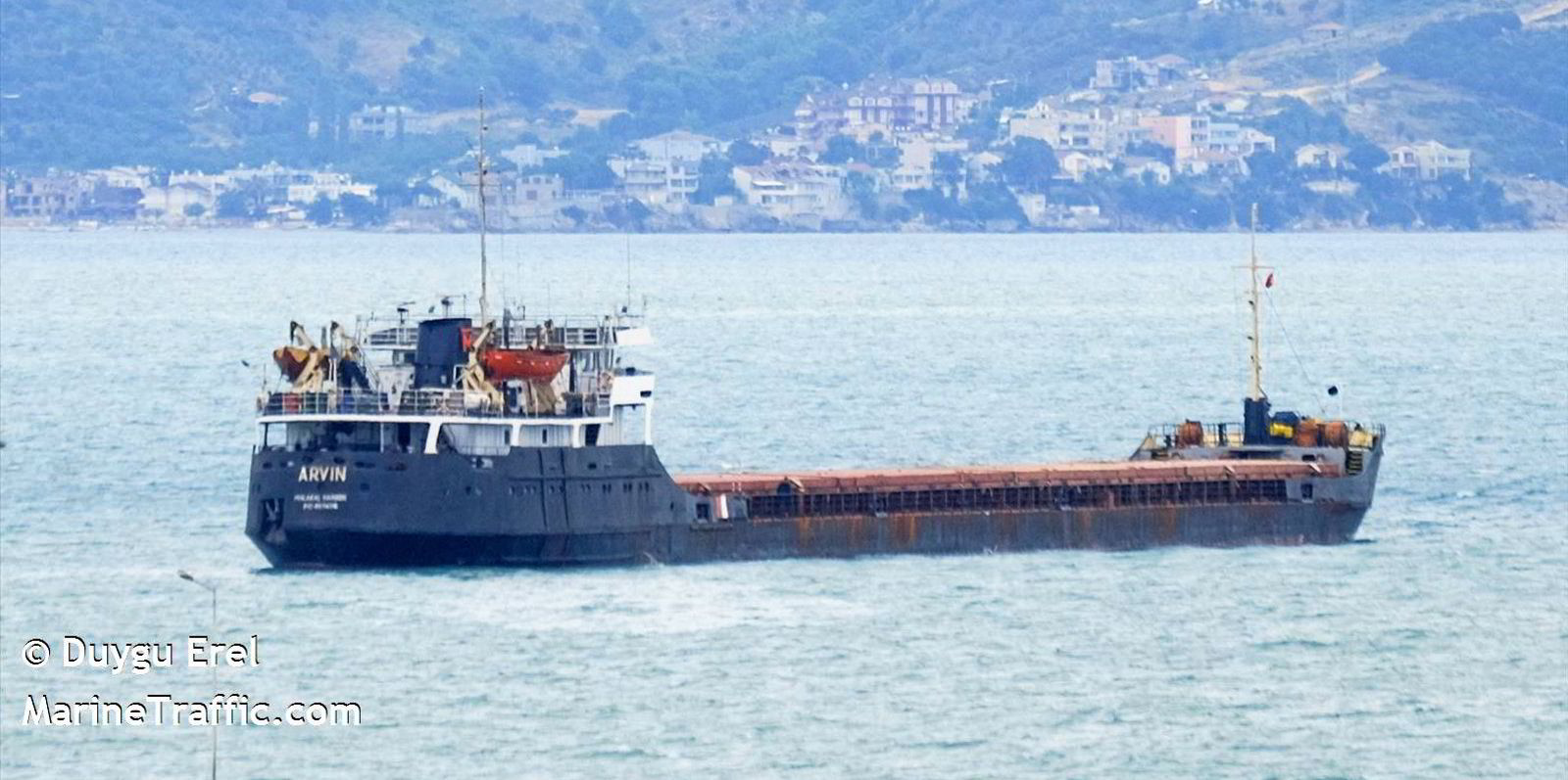 Three dead as Ukrainian cargoship breaks in two off Turkey | TradeWinds