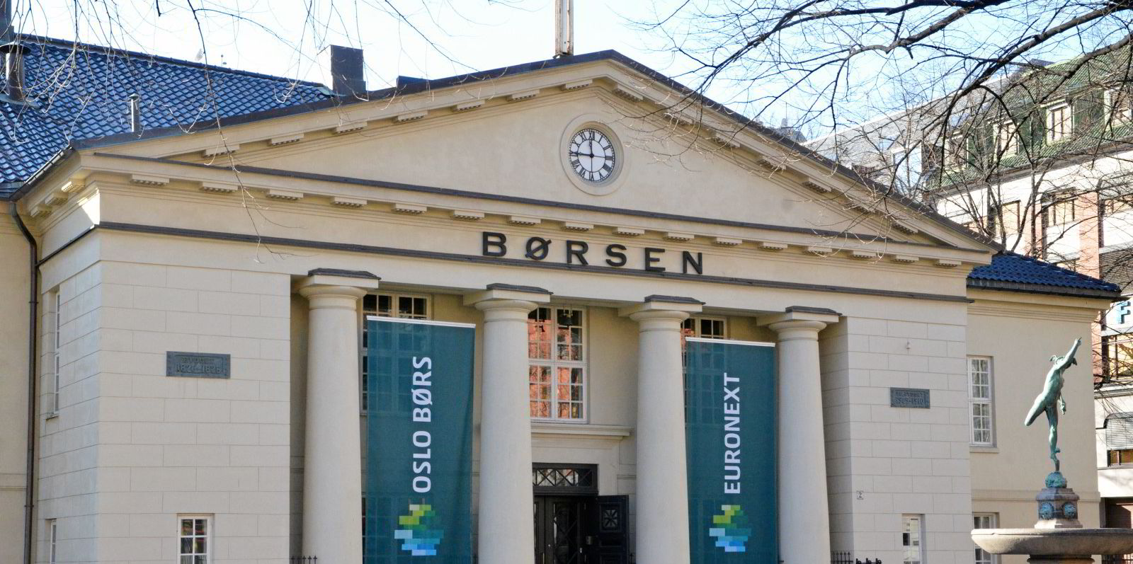 Lakseaksjer stiger etter grunnrente-enighet | IntraFish.no