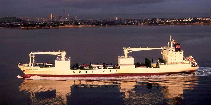 Reefer giant Seatrade spearheads takeover of Geest Line | TradeWinds