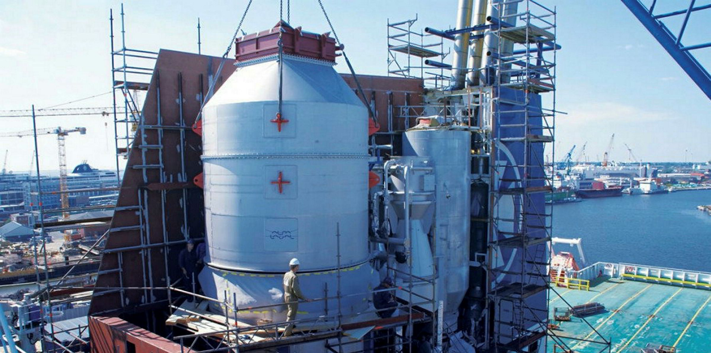Scrubber installations better be quick, says Gunvor | TradeWinds